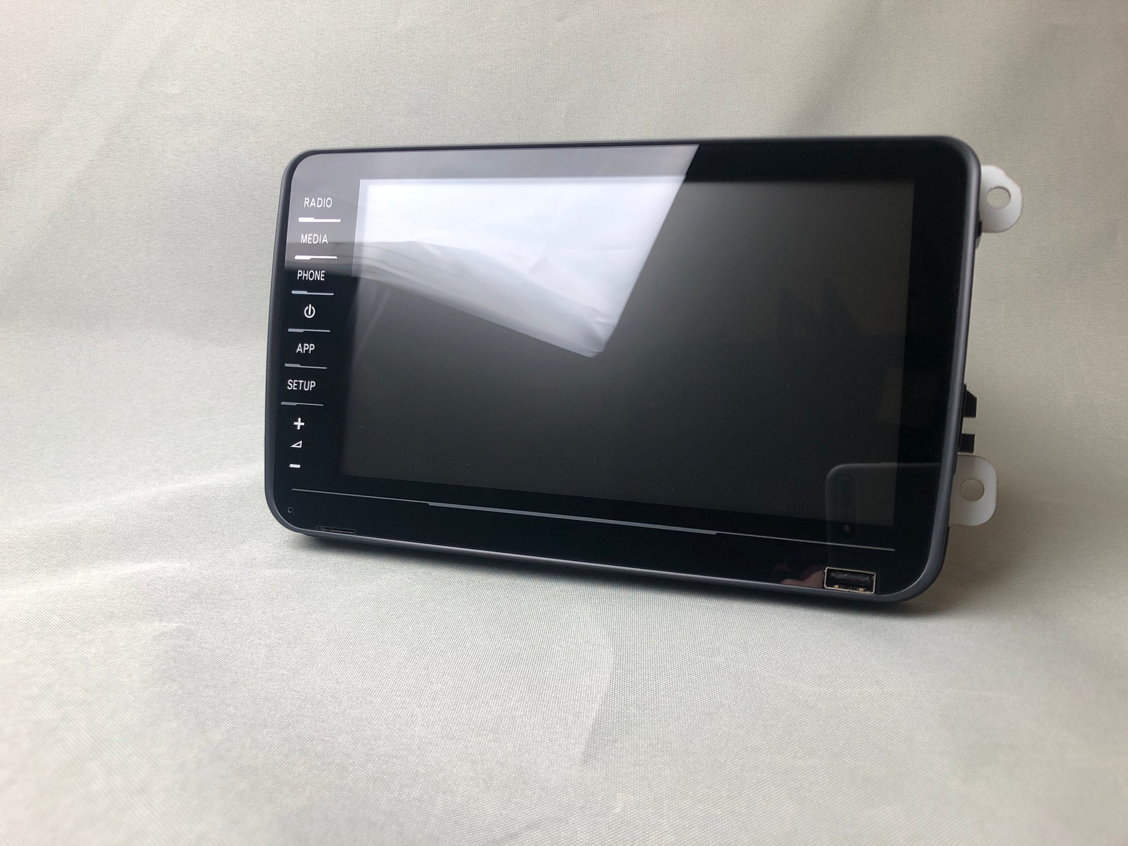Volkswagen VW RCD 880 CarPlay and Android Car Navigation System Multim ...
