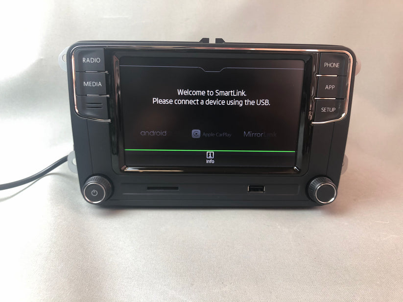 Skoda RCD 360 PRO CarPlay and Android Auto Car Navigation System Multi ...